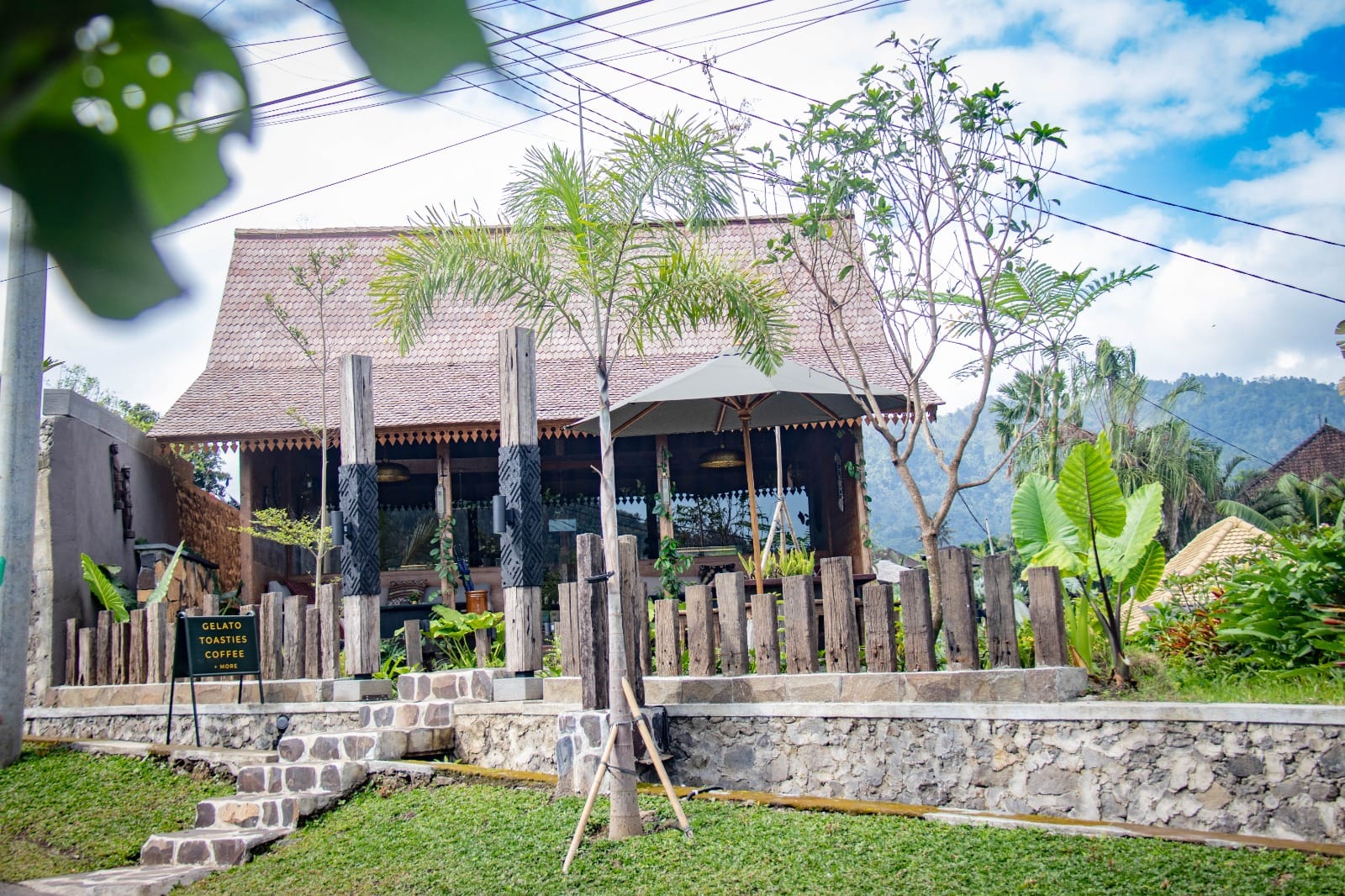 Citrus and Vine Outdoor Restaurant Sidemen | Samanvaya Sidemen Bali