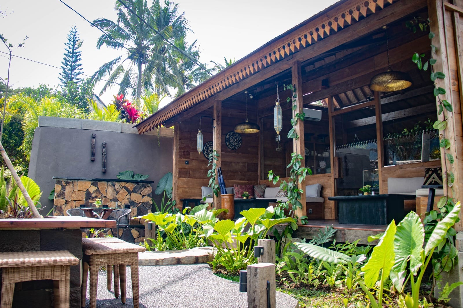Citrus and Vine Outdoor Restaurant Sidemen | Samanvaya Sidemen Bali